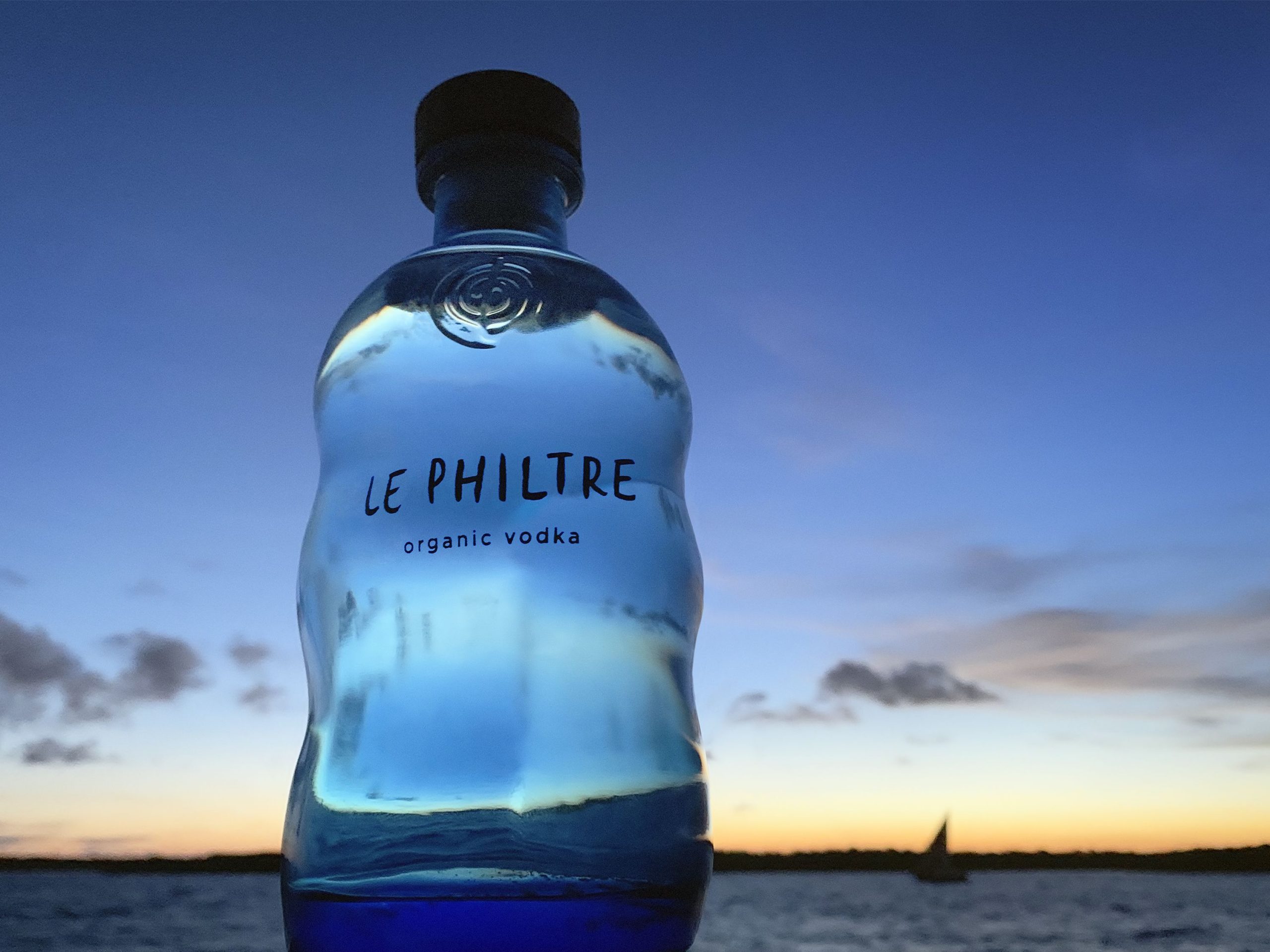 Le Philtre, la vodka bio des frères Beigbeder – Revue Vinicole ...