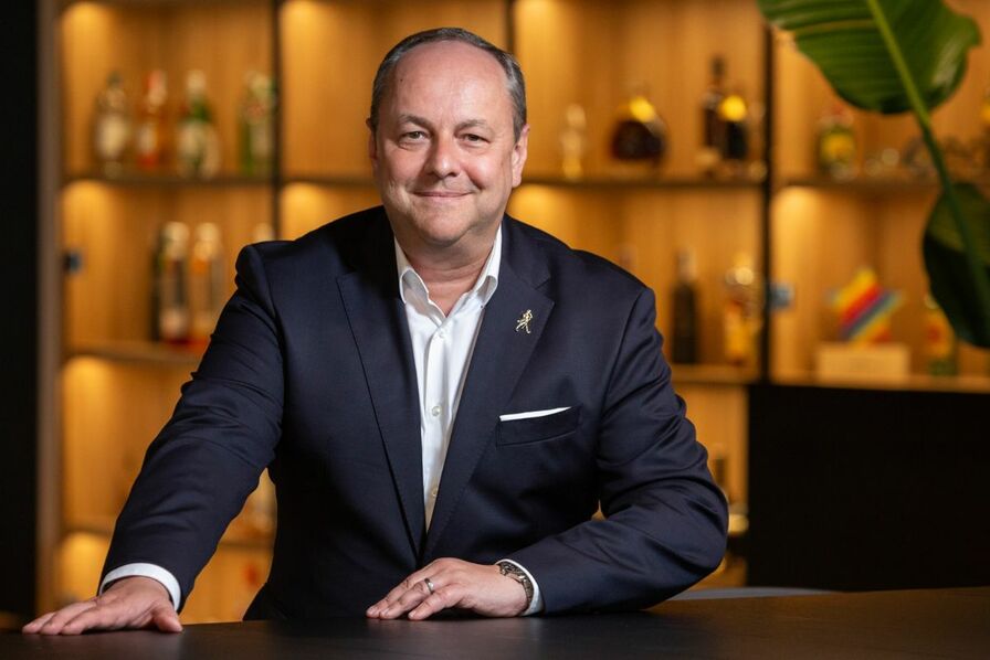 Diageo créé une filiale en France 100% distribution – Revue Vinicole ...